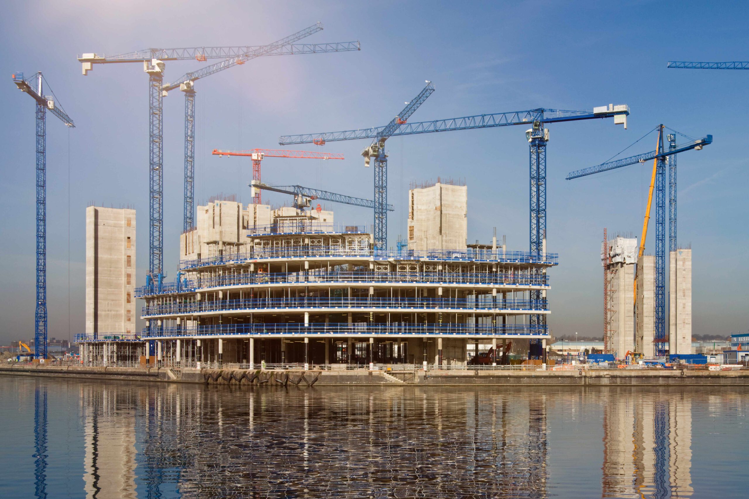 Zeitrafferaufnahmen von Baustellen